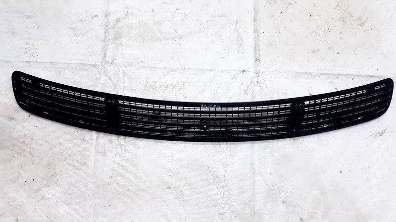 2038800205 used Bumper Grille Front Center Mercedes-Benz C-CLASS 2003 2 ...