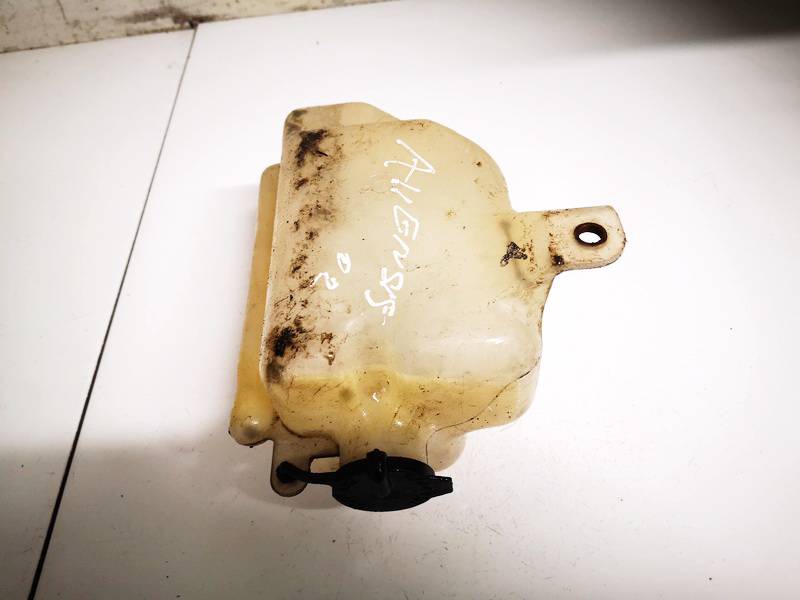 1647002070 16470-02070 Expansion Tank coolant (RADIATOR EXPANSION TANK ...