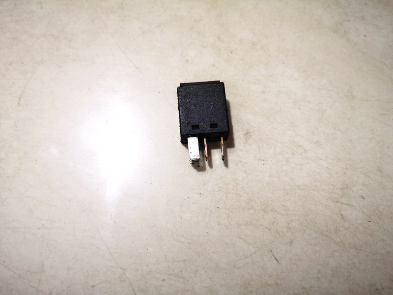 7m0951253c 95vw10k705ea Relay module Seat Alhambra 2000 1.9L ...