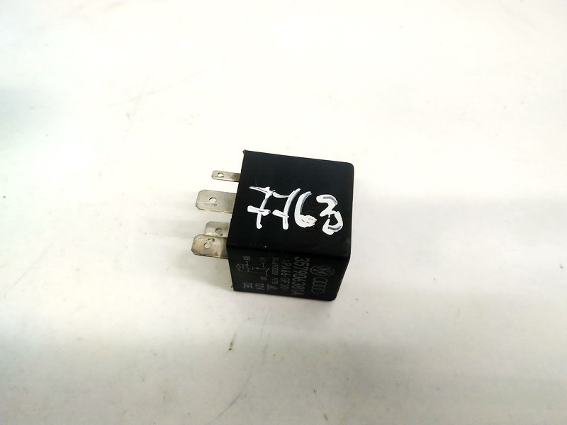 357906381A USED Relay module Volkswagen Passat 1996 1.9L - EIS01524253 ...