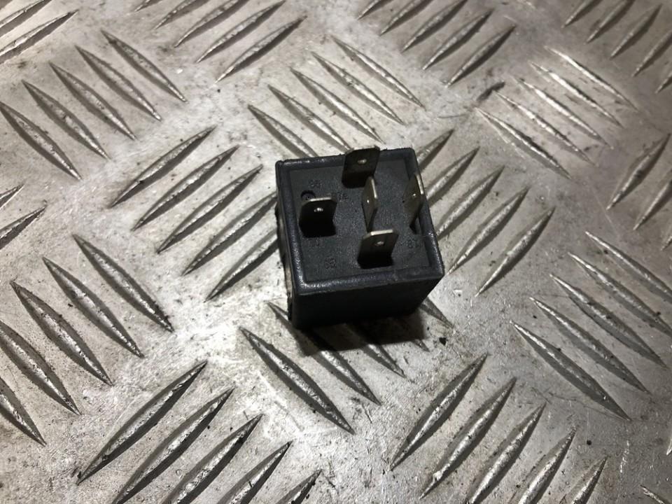 40a30a14vdc rsv-1c-m-12h Relay module Hyundai Lantra 1993 - EIS00504261 ...