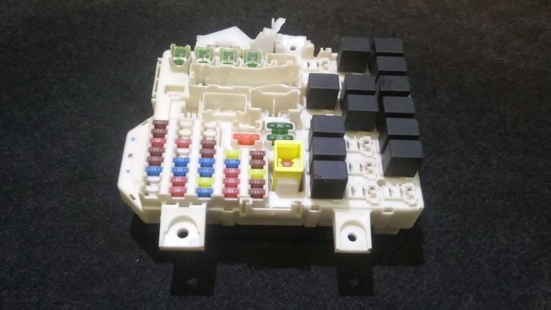 7d241 8637a172,8637a172 Fuse box Mitsubishi Colt 2007 1.1L ...