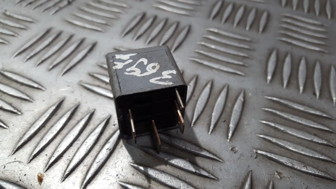 1j0906381a 109 Relay module Volkswagen Golf 1997 1.9L - EIS00474288 ...