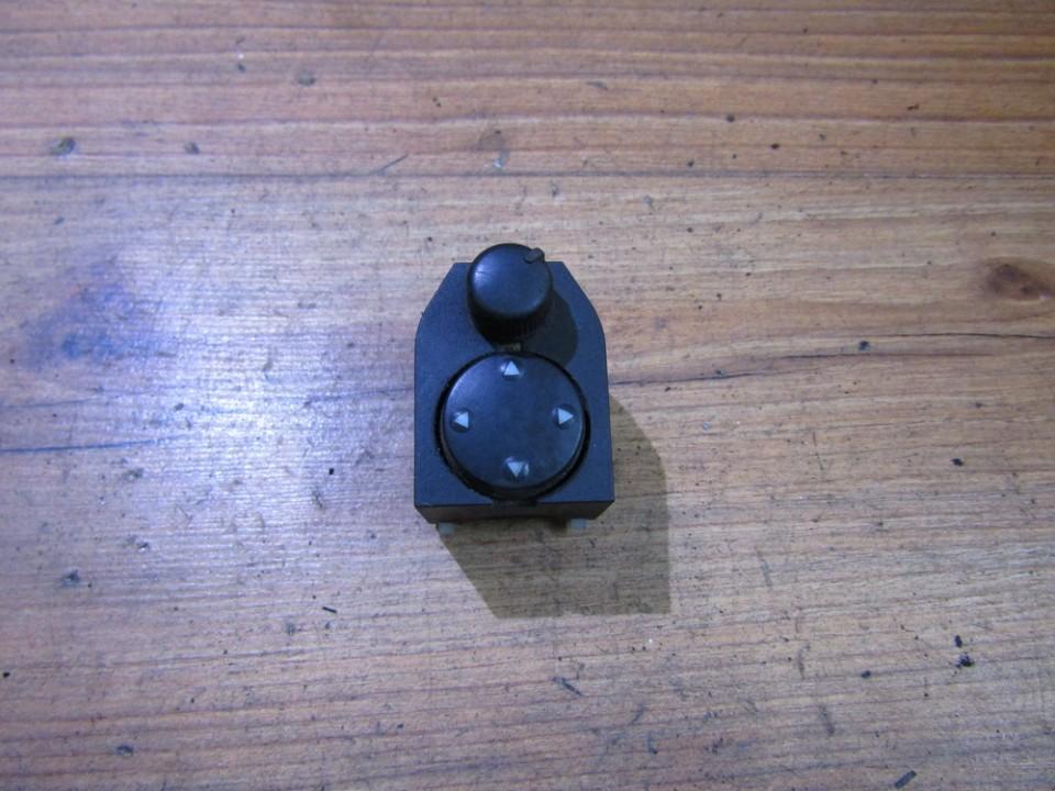 4d0959565c 03240003 Wing mirror control switch (Exterior Mirror Switch ...