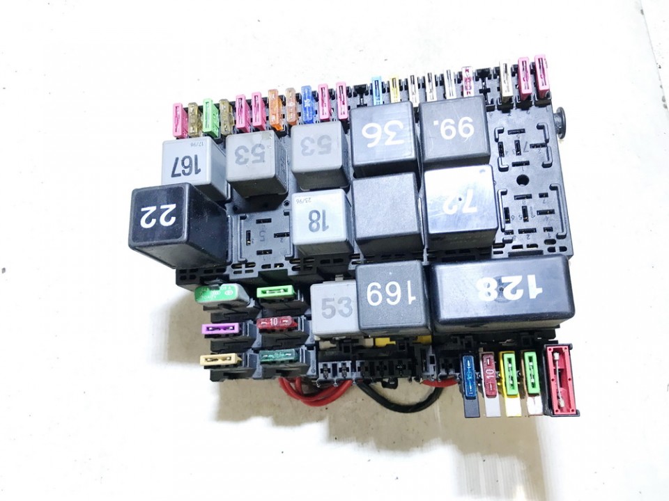 7m0937025d 95vw14a073dc Fuse box Ford Galaxy 1996 2.0L - EIS00914392 ...