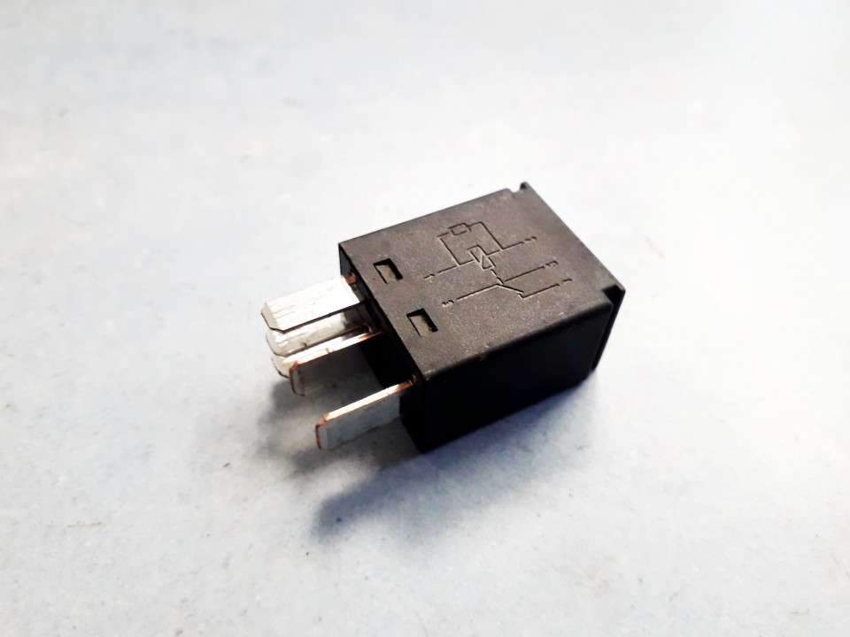 F57B14B192AA F57B-14B192-AA Relay module Ford Mondeo 2002 2.0L 4EUR ...