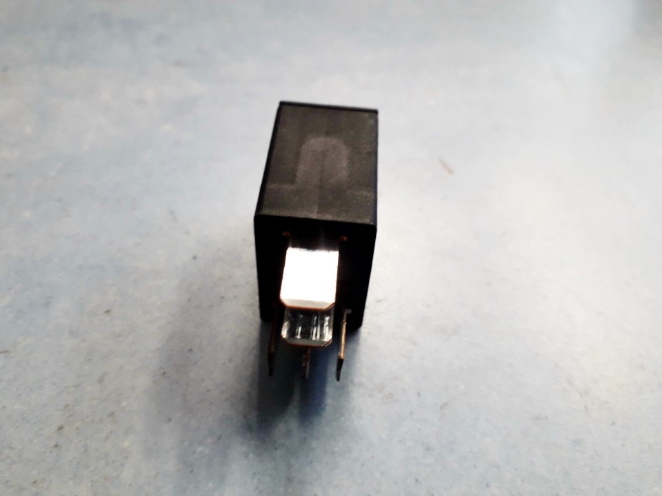 F57B14B192AA F57B-14B192-AA Relay module Ford Mondeo 2002 2.0L 4EUR ...