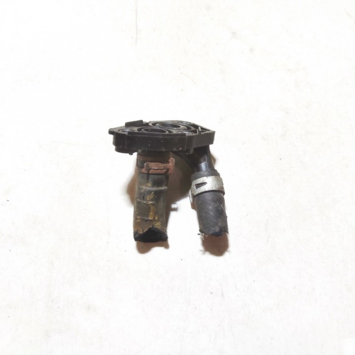 8200337841e 8200423361a Coolant Flange (Engine Coolant Thermostat ...