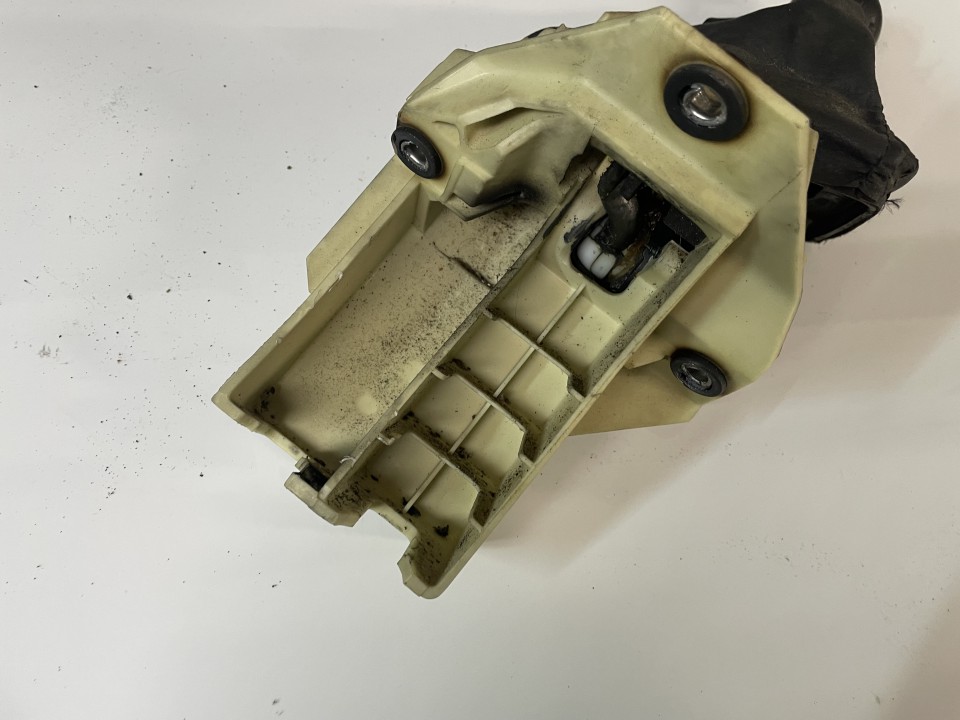 1484005080 used Gearshift Lever Mechanical (GEAR SELECTOR UNIT) Peugeot ...