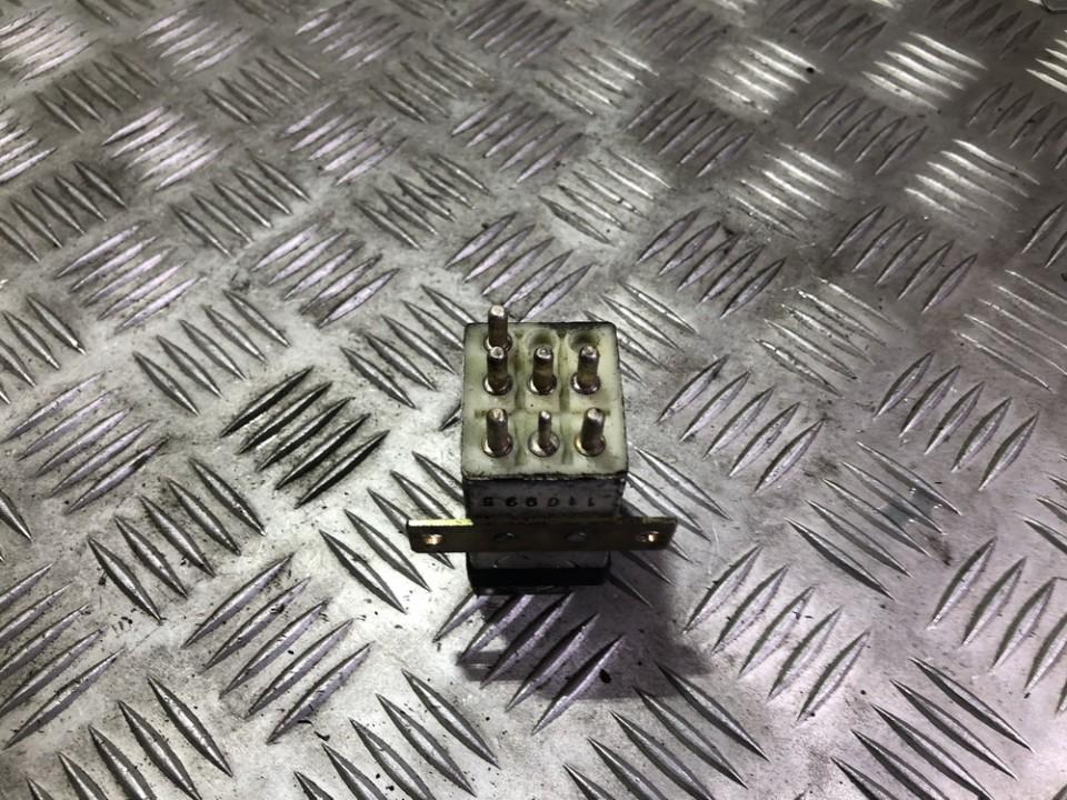 2015403245 897162000, 110995 Relay module Mercedes-Benz E-CLASS 1984 ...