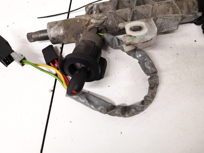 used used Ignition Barrels (Ignition Switch) Renault Kangoo 2001 1.9L ...