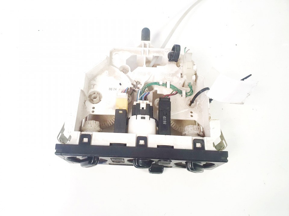8624 s Climate Control Panel (heater control switches) Mazda 626 2001 1 ...