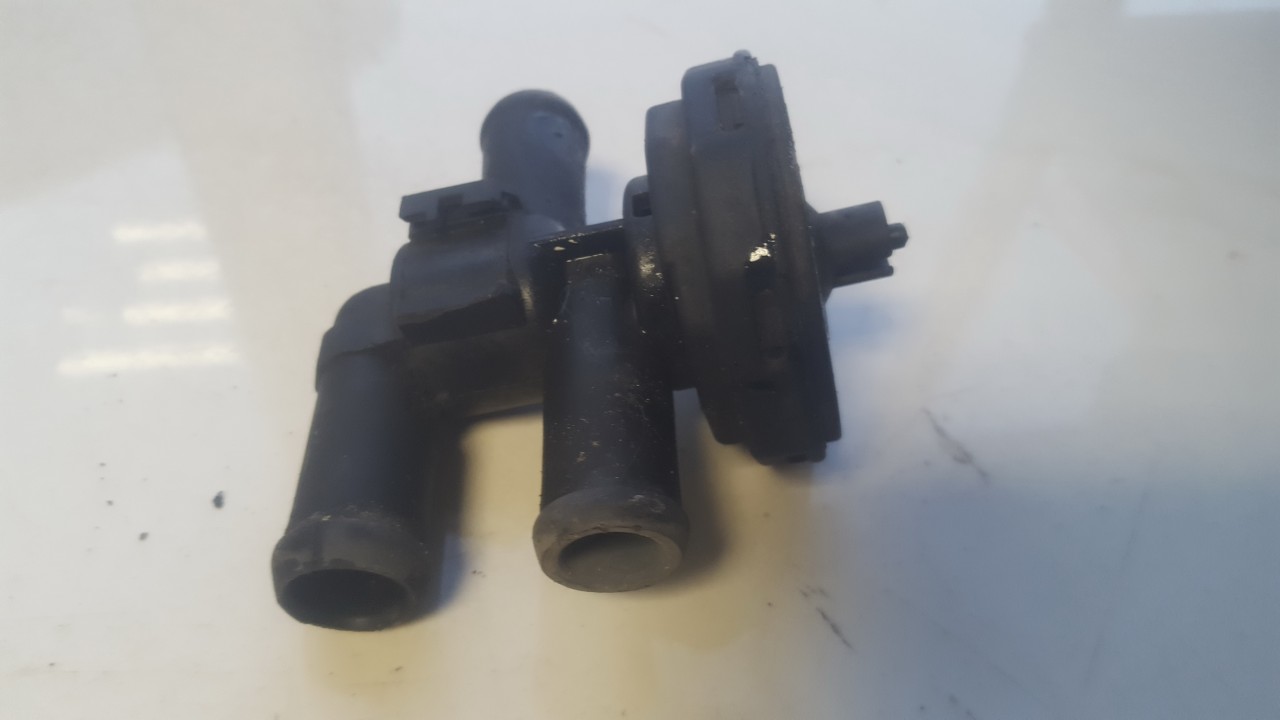 22001 USED Heater Control Valve (Auxillary Heating) SAAB 9-5 1998 2.0L ...