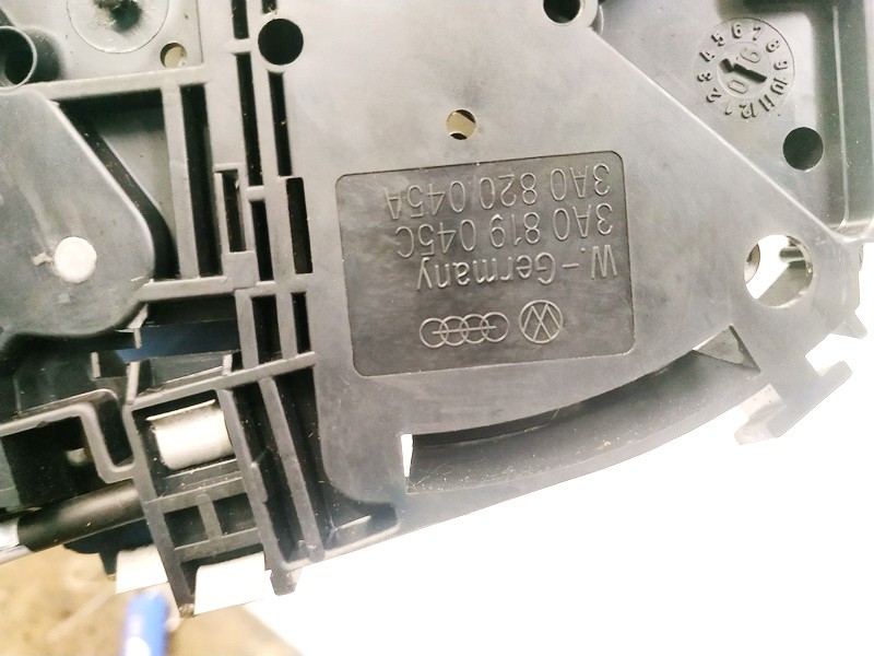 3A0819045C 3A0820045A Climate Control Panel (heater control switches ...