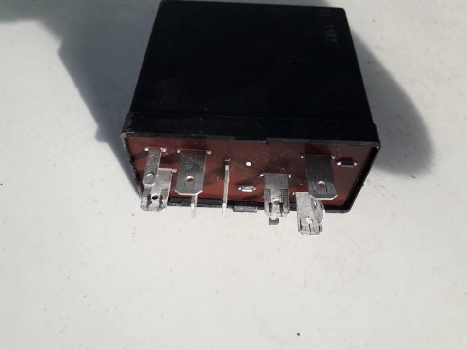 441959257C 79FA402 Relay module Audi 100 1993 2.5L - EIS01154535 | Used ...