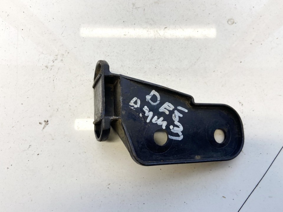 81225781 used Front Bumper mounts BMW 3-Series 1997 1.6L - EIS01484541 ...