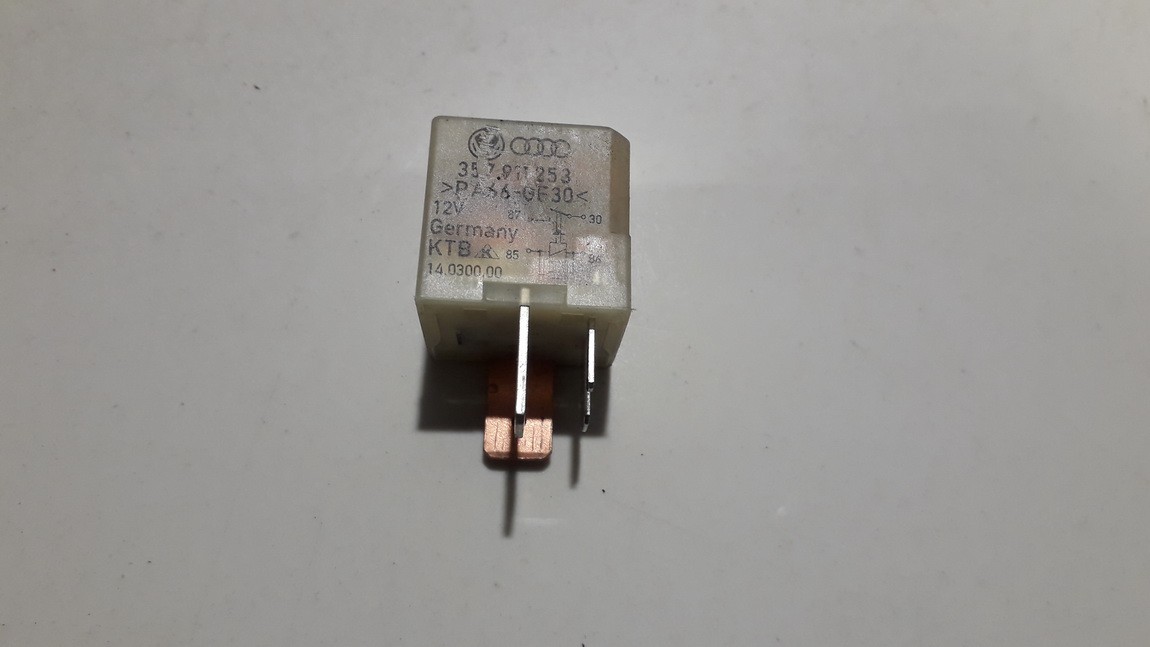 357911253 used Relay module Seat Alhambra 2002 1.9L - EIS00714571 ...