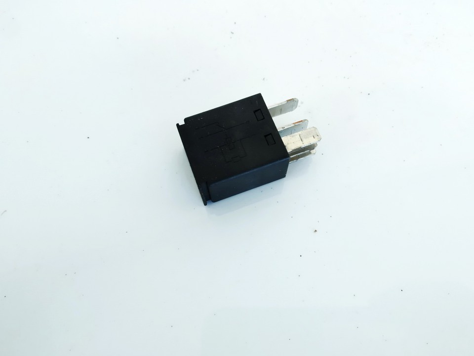 f57b14b192aa f57b-14b192-aa Relay module Ford Focus 2001 4EUR ...