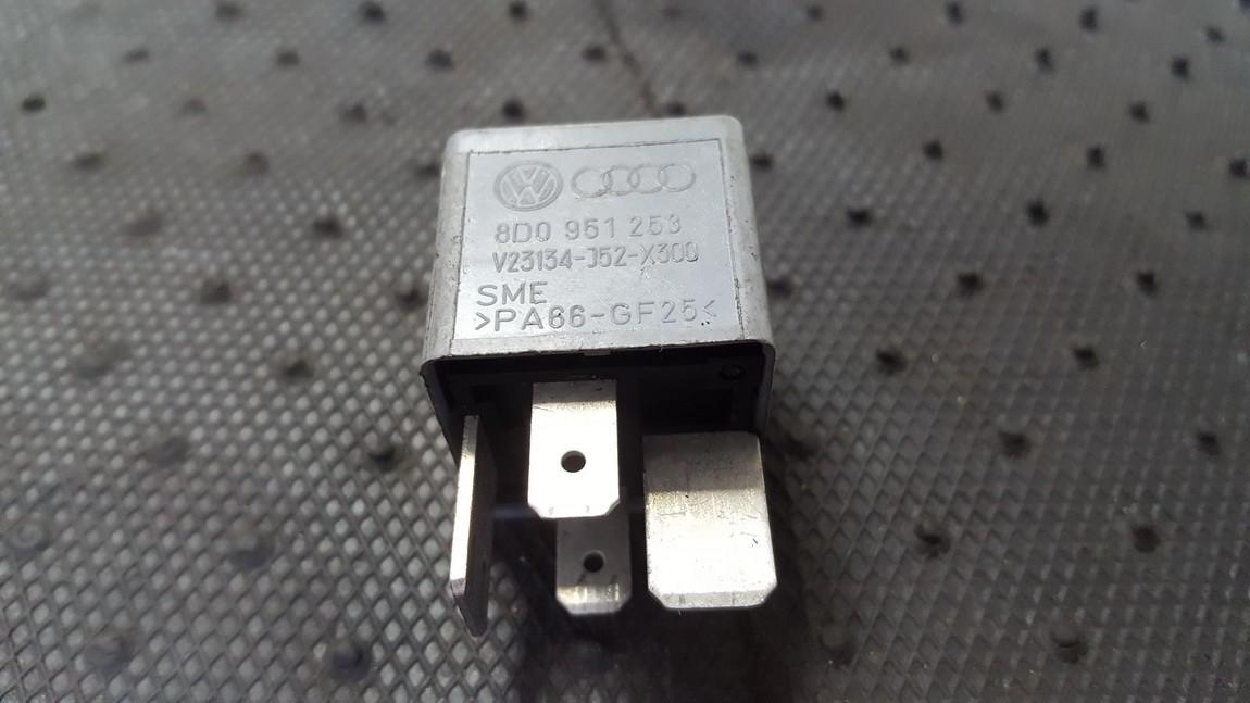 8D0951253 V23134-J52-X300 Relay module Volkswagen Passat 2000 1.6L 4EUR ...