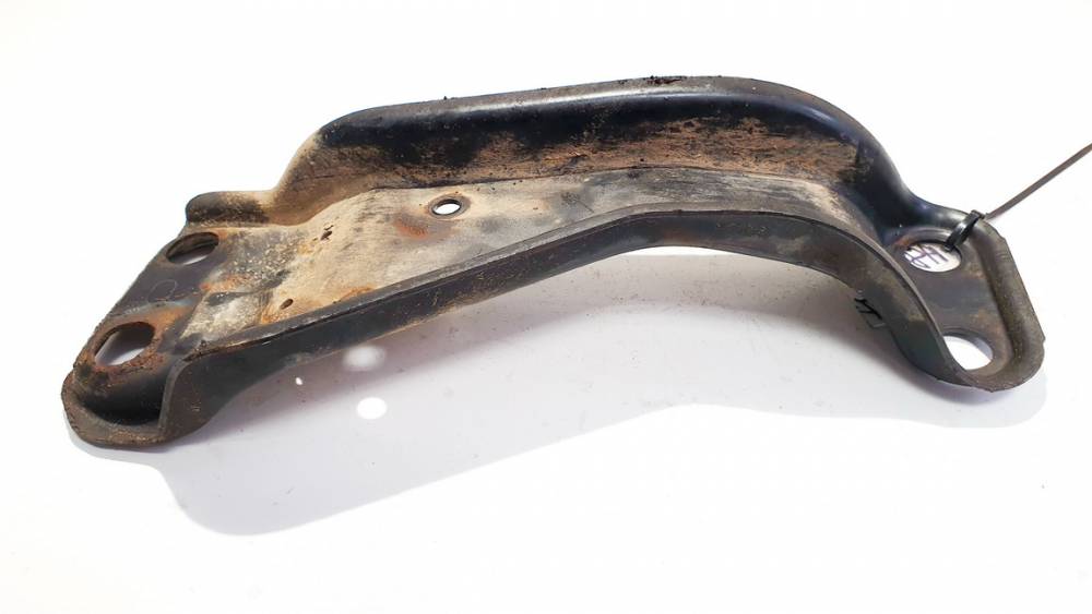 used used Engine Mount Bracket and Gearbox Mount Bracket Subaru Legacy ...