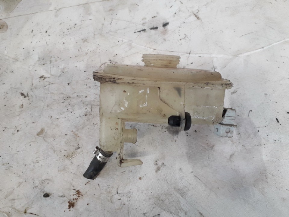 4b0611301e used Brake Master Cylinder Reservoir Audi A4 2000 1.9L ...