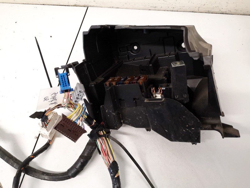 used used Fuse box Renault Scenic 2005 1.9L 15EUR EIS01504739 | Used ...