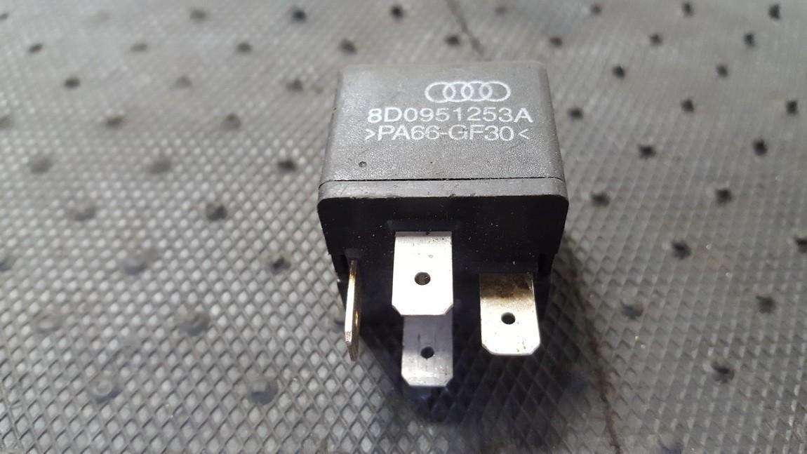 8D0951253A Audi A6 2006 Relay module | EuroImpex