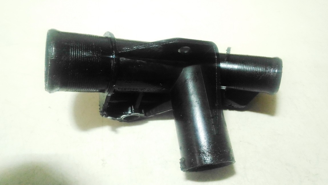 9684589080 used Coolant Flange (Engine Coolant Thermostat Housing Cover ...