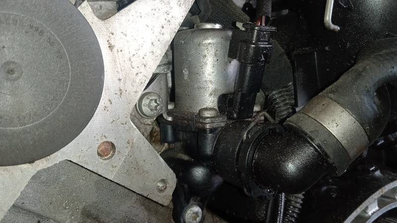 A2722000031 Auxiliary Coolant Water Pump (Heater Core Control Valve ...