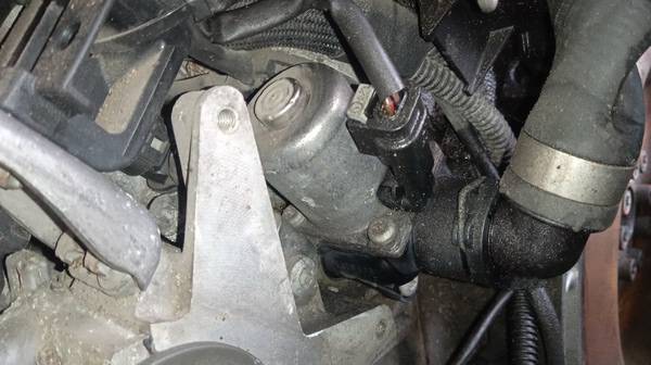 A2722000031 Auxiliary Coolant Water Pump (Heater Core Control Valve ...