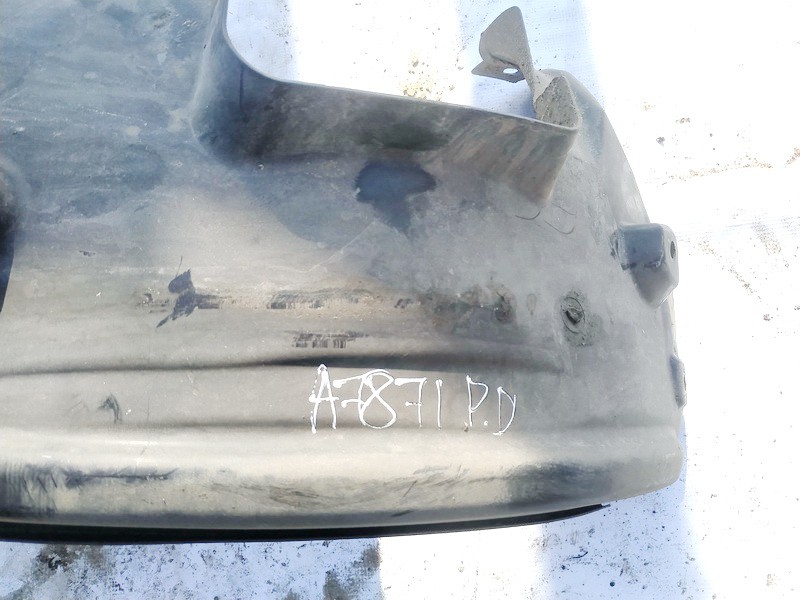51717059372 74850610 Front Plastic Inner Fender Right BMW 1-Series 2007 ...