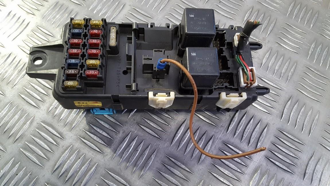 30807050 95W0230K Fuse box Volvo S40 1998 1.8L - EIS00364842 | Used ...