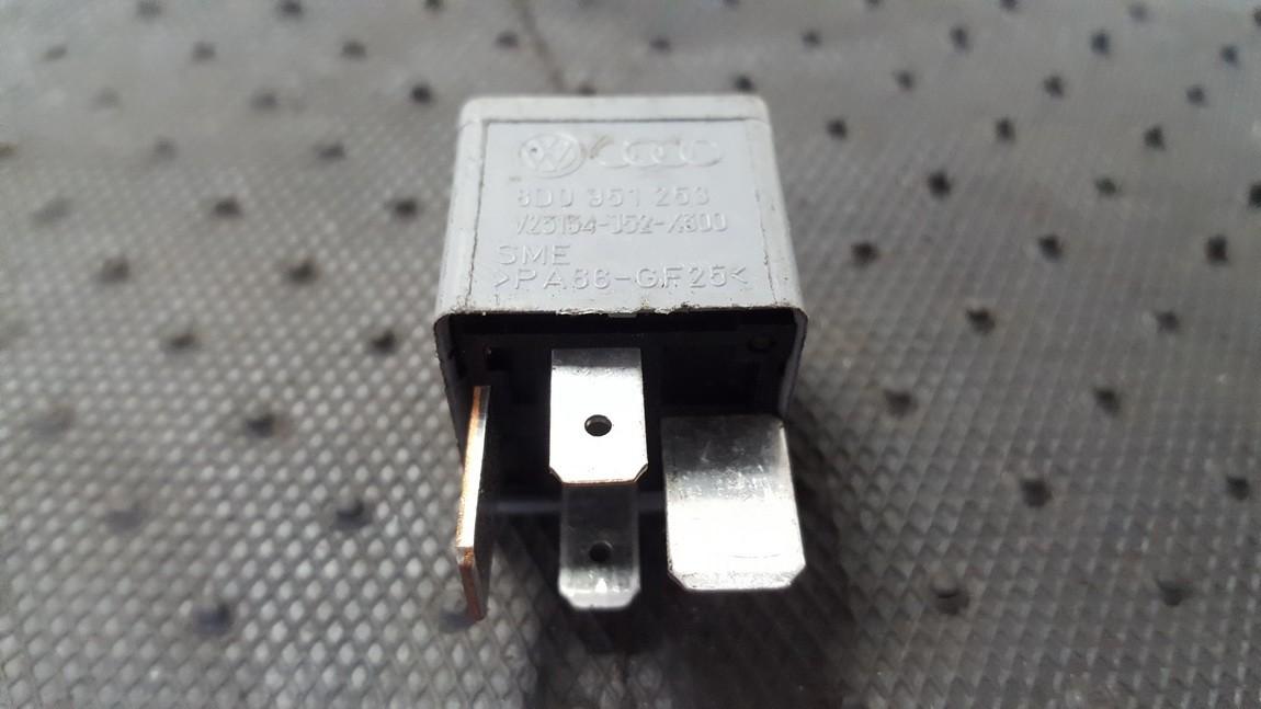 8D0951253 V23134-J52-X300 Relay module Volkswagen Passat 2000 1.8L ...