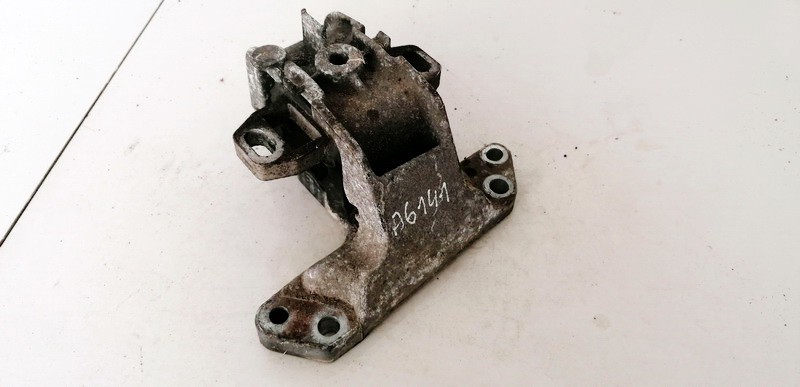 USED USED Engine Mounting and Transmission Mount (Engine support ...