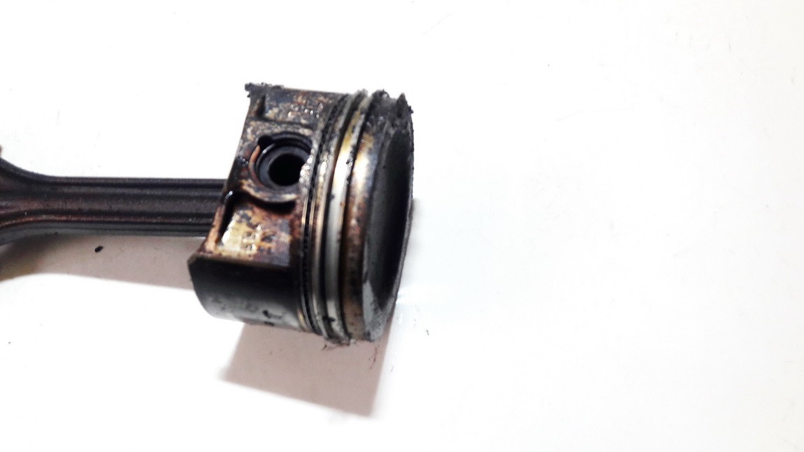 032f used Piston and Conrod (Connecting rod) Volkswagen Polo 1998 1.4L ...