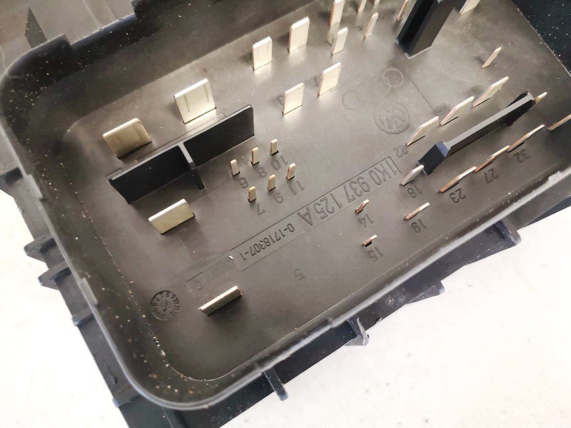 1k0937125a used Fuse box Volkswagen Jetta 2007 2.0L - EIS01544909 ...