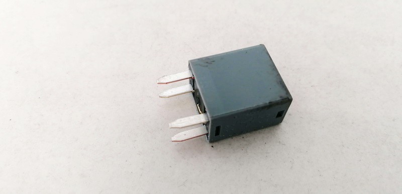 13500112 0246 Relay module Opel Insignia 2009 1.8L - EIS01064929 | Used ...