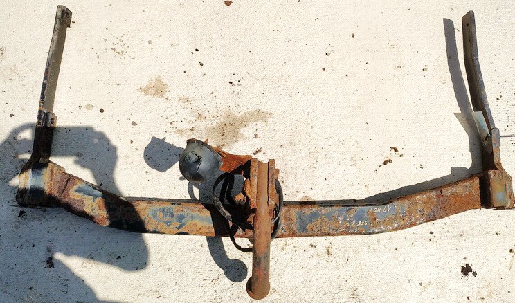 used used Tow bars Renault Scenic 2004 1.5L - EIS01405053 | Used Auto Parts Shop