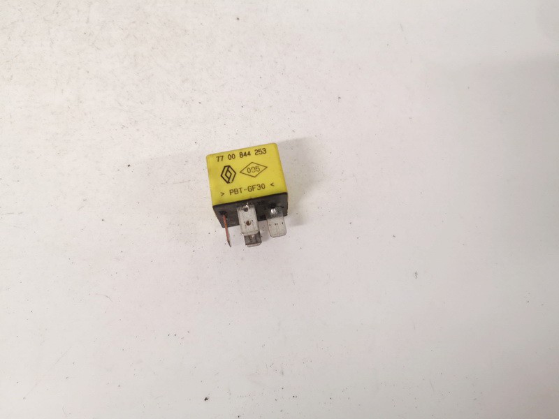 7700844253 used Relay module Renault Scenic 1999 1.9L - EIS01495077 ...