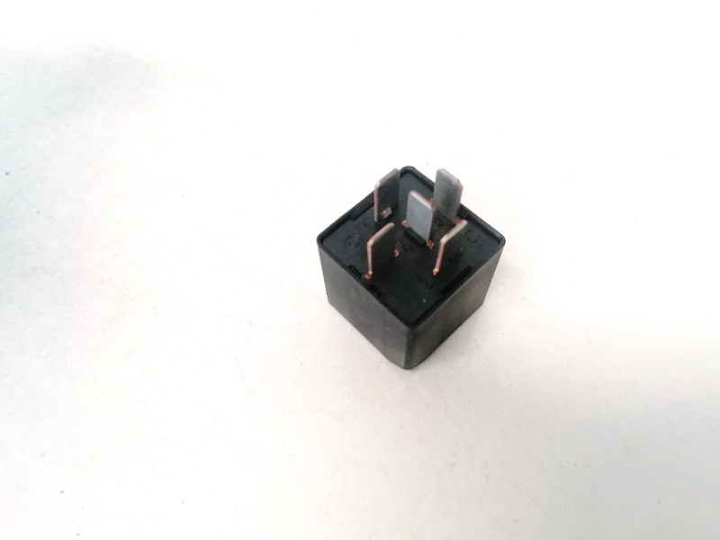 F0AB14B192AA F0AB-14B192-AA, G1UHQ Relay module Ford Focus 2000 1.8L ...