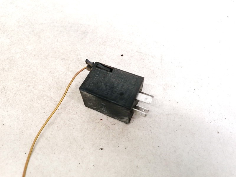1h0955529 72hv603 Relay module Volkswagen Polo 1997 1.4L - EIS01485124 ...