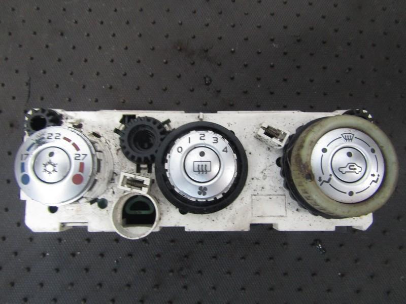 69657032 Climate Control Panel (heater control switches) Mitsubishi ...