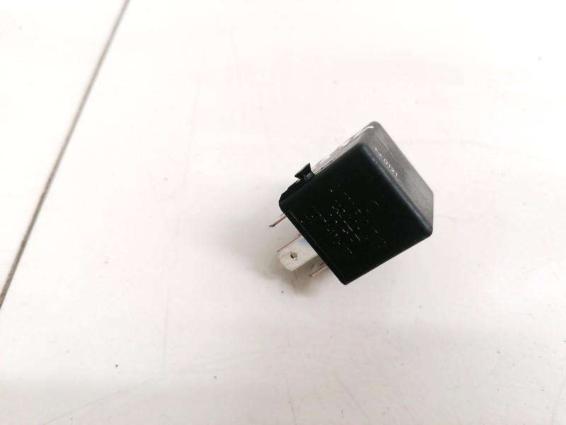 A0025421319 V23134-B52-X336 Relay module Mercedes-Benz A-CLASS 2001 1 ...