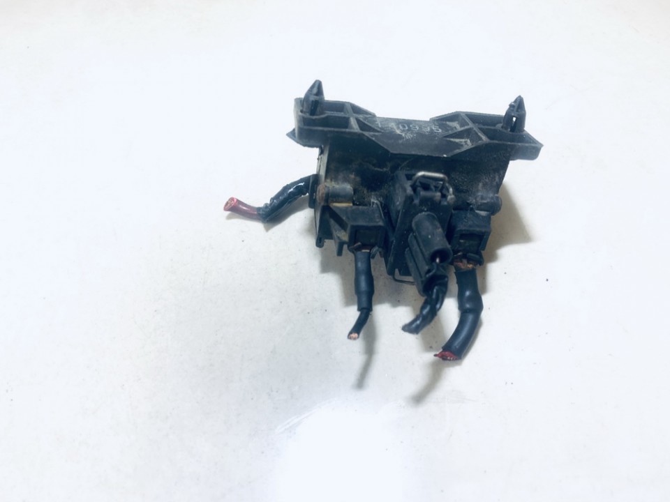 357972753 used Glow plug relay Volkswagen Polo 1997 1.9L - EIS01175185 ...