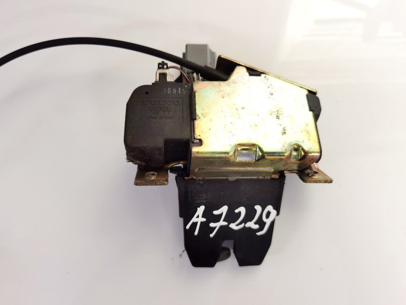 8679694 USED Rear Trunk Lid Lock Latch Volvo S60 2001 2.4L ...