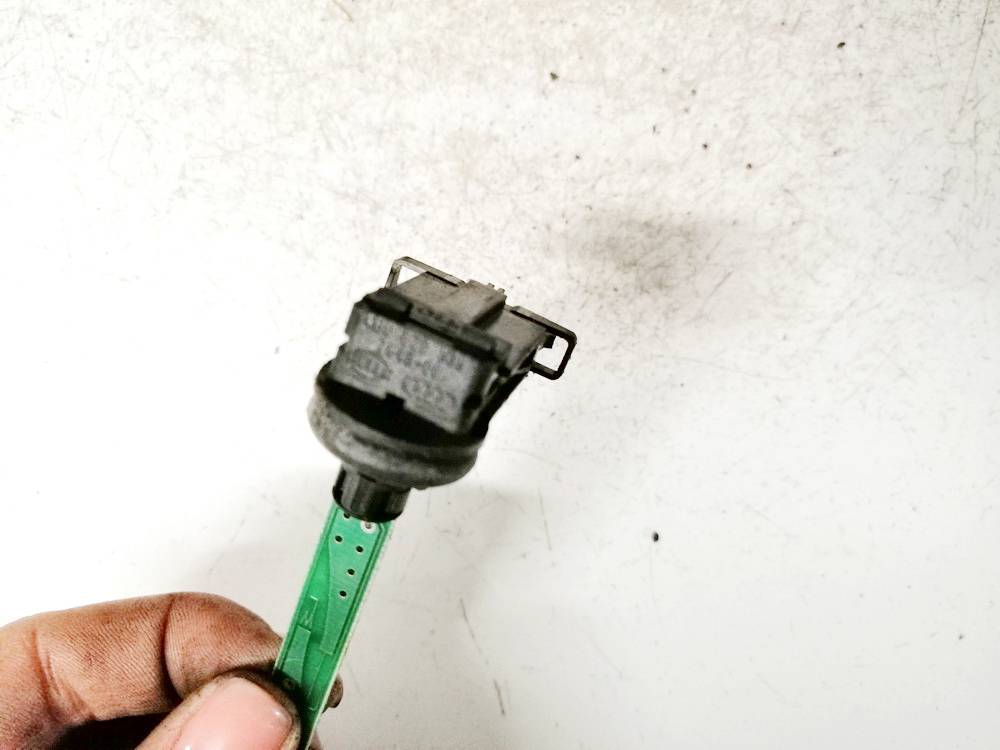 4b0820539 used Intake Air Temperature Sensor (Cabin Air Temperatur ...