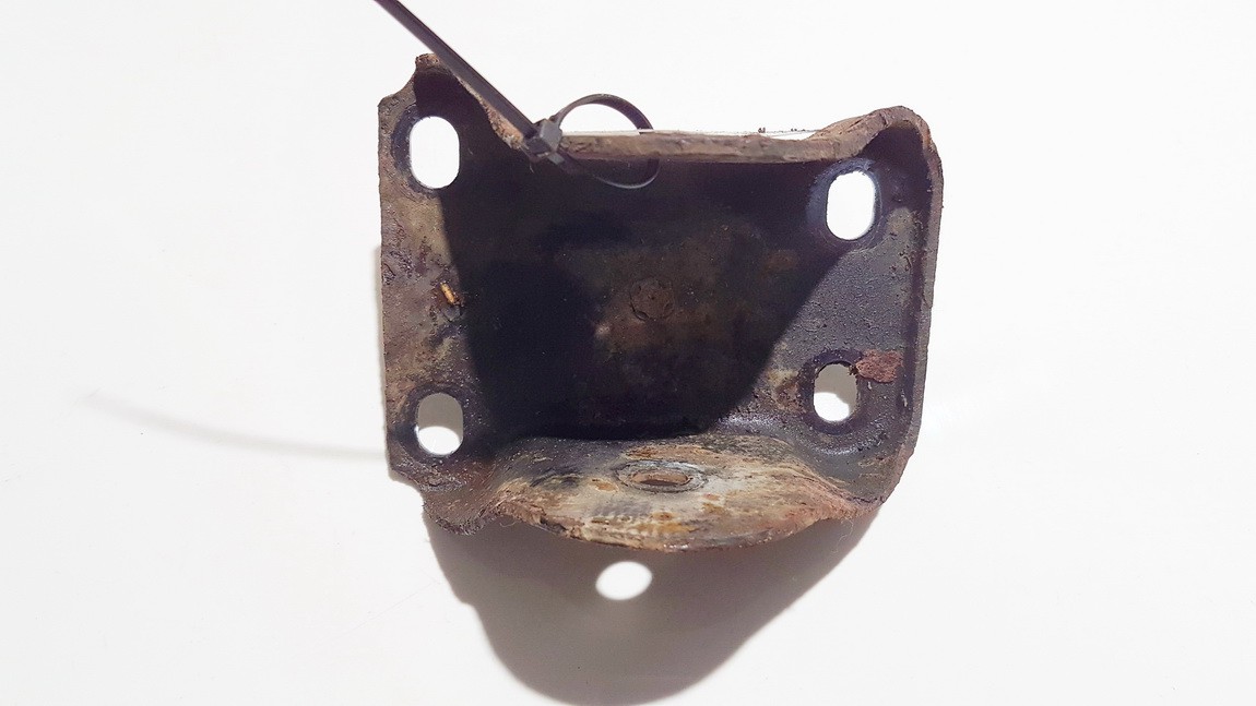 96fb5k965dc 96fb-5k965-dc Engine Mount Bracket and Gearbox Mount ...