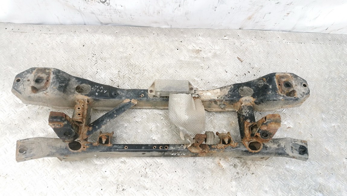 used used Rear subframe Volvo V50 2004 2.0L - EIS00865310 | Used Auto ...