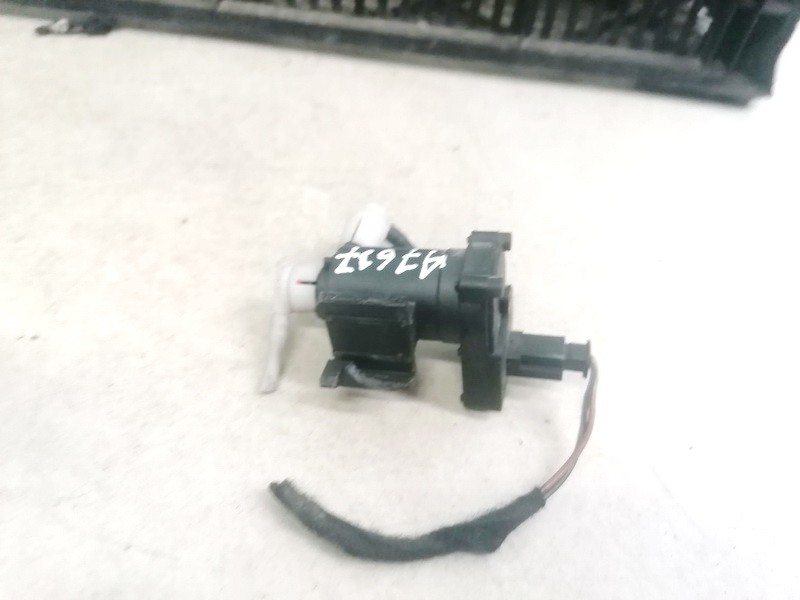 A2038000176 USED Vacuum Control Purge Valve (Solenoid Valve) Mercedes ...