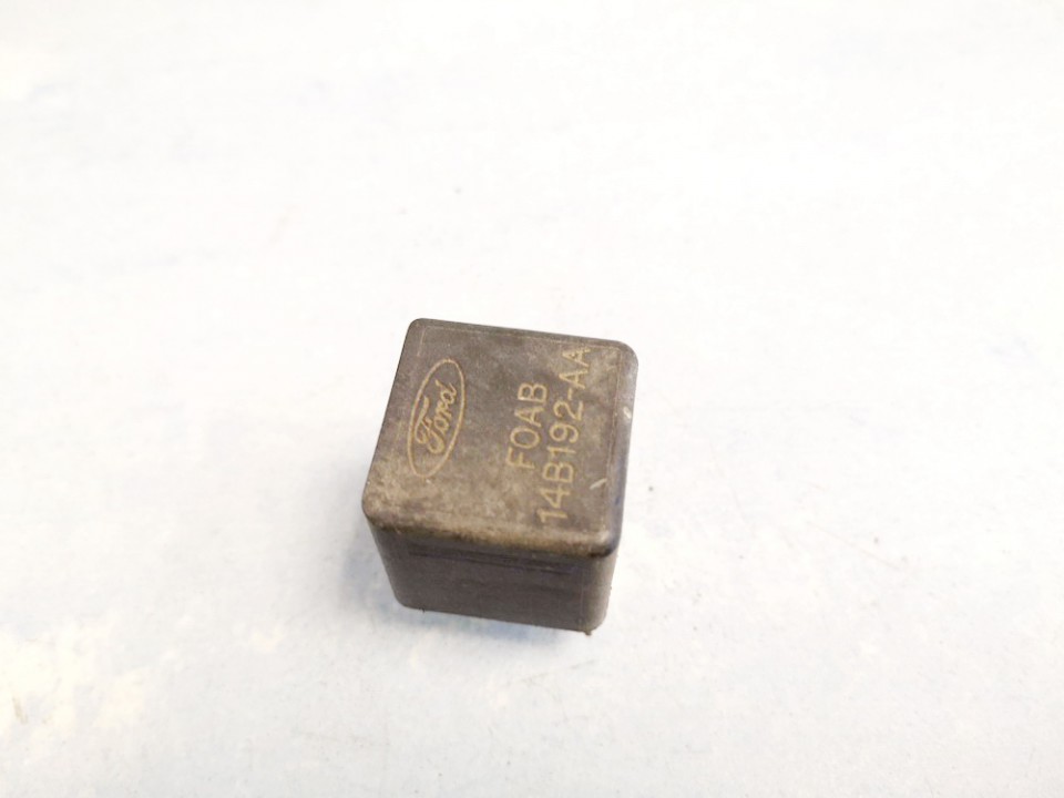 F0AB14B192AA Ford Escort 1998 Relay module | EuroImpex